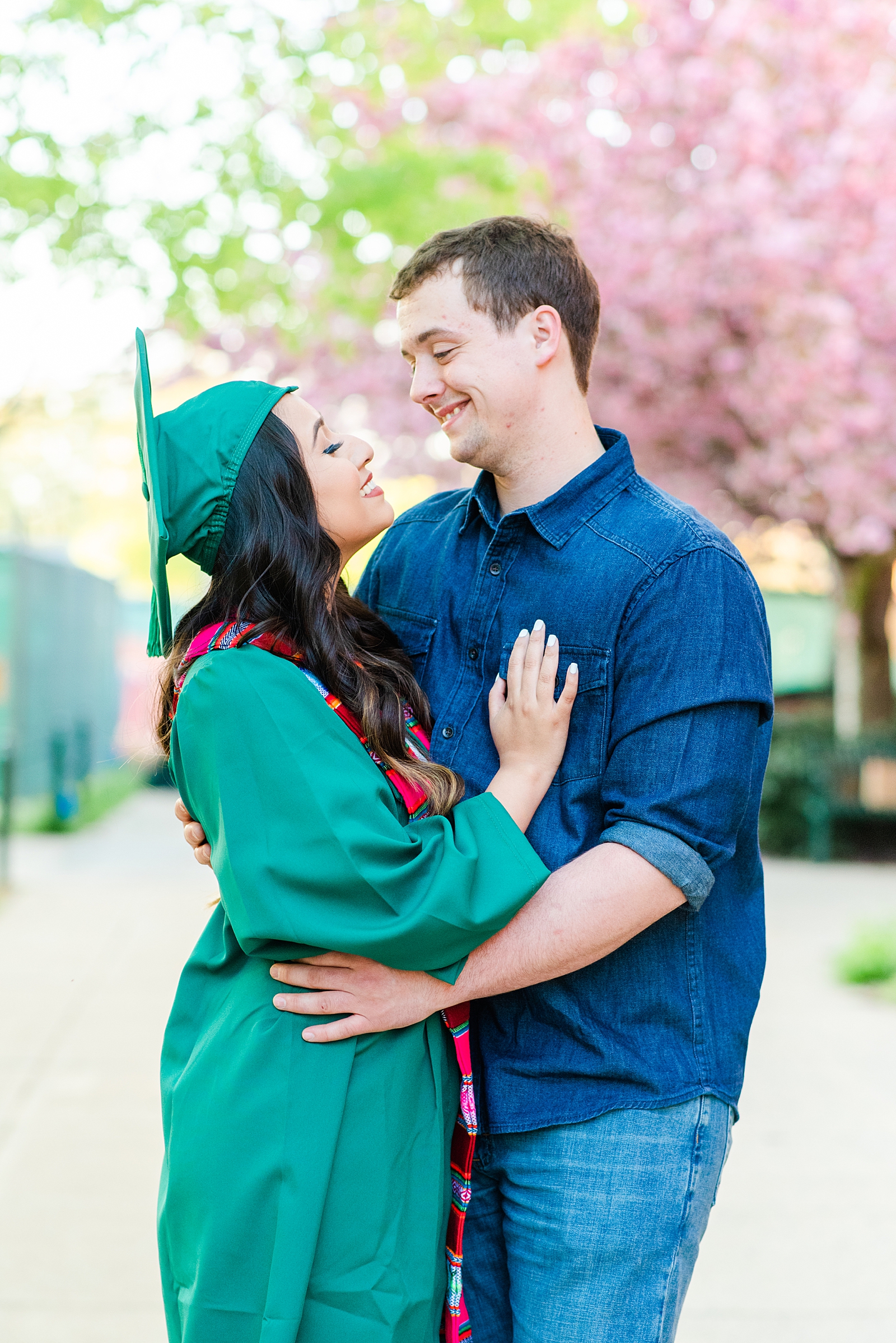GMU Graduation Portraits - Esther - manaliphotography.com