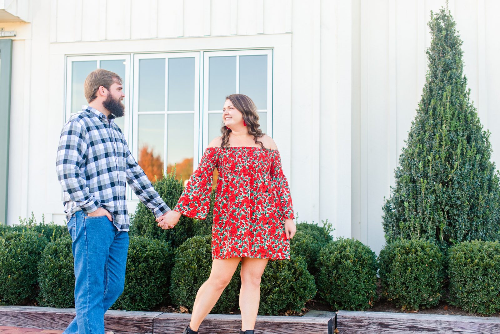 Danielle & Connor King Family Vineyards Portrait Session ...